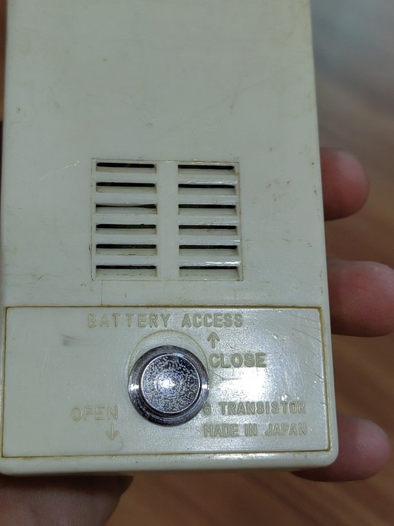 Vintage 1960s Suntone Transistor Radio, Hobbies & Toys, Memorabilia ...