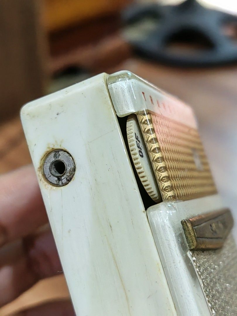 Vintage 1960s Suntone Transistor Radio, Hobbies & Toys, Memorabilia ...