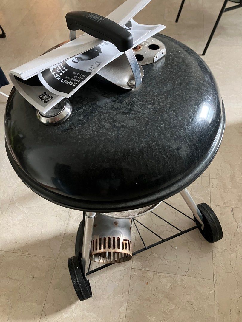 Weber Compact Kettle 47cm (18.5") Charcoal Grill With Thermometer ...