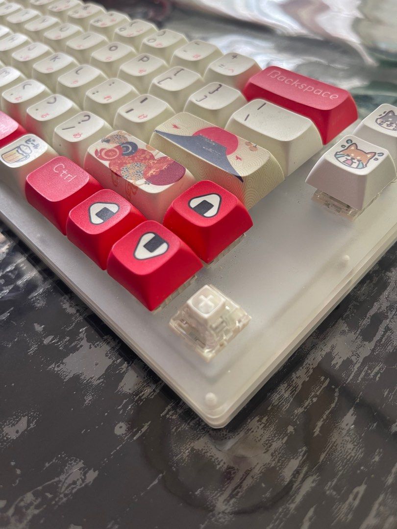 Wormier K66 AKKO Jelly white RGB Hotswappable mechanical keyboard gaming keyboard work keyboard ...