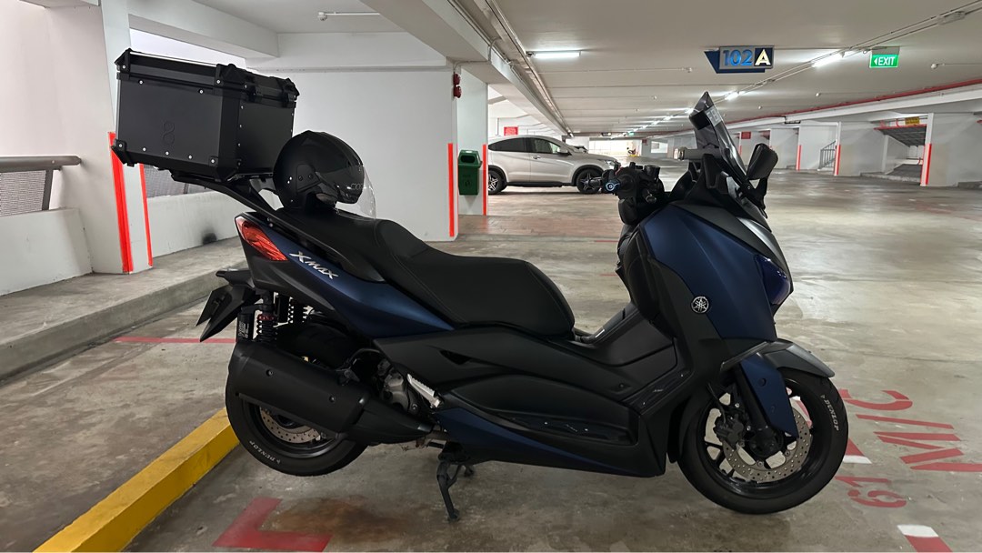 Yamaha Xmax 300 Matte Blue COE till 2031, Motorcycles, Motorcycles for ...