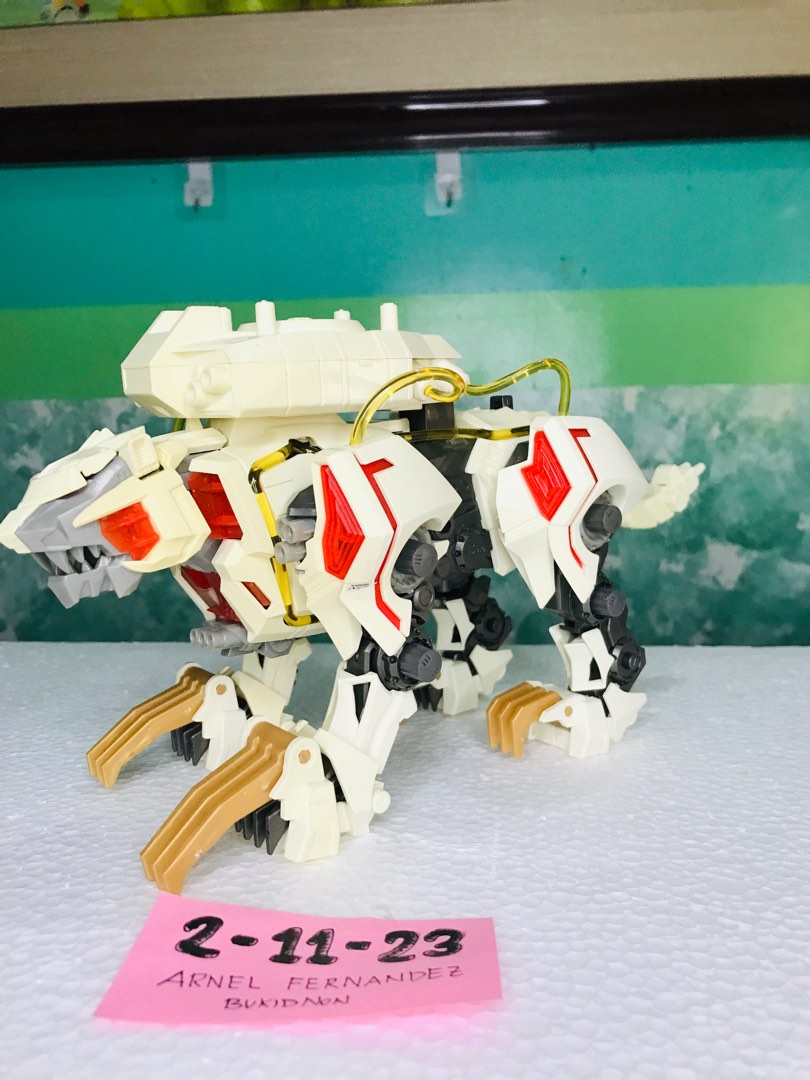 Zoids Soul Tiger incomplete, Hobbies & Toys, Toys & Games on Carousell
