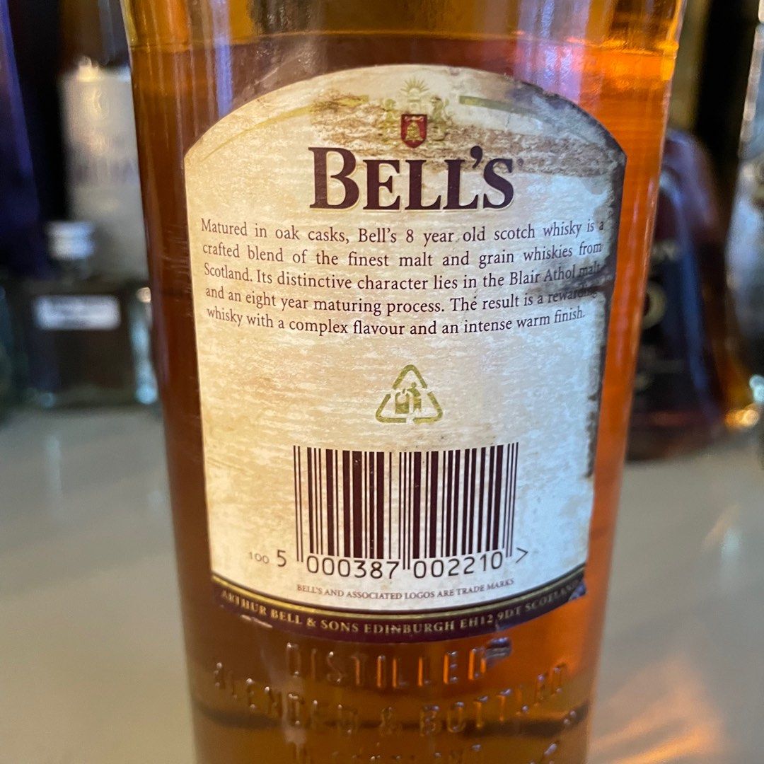 1L Bells 8 Extra Special Whisky 1000ml, Food & Drinks, Beverages on Carousell