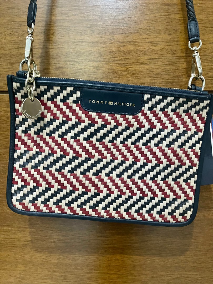 Authentic Tommy Hilfiger cross body bag on Carousell
