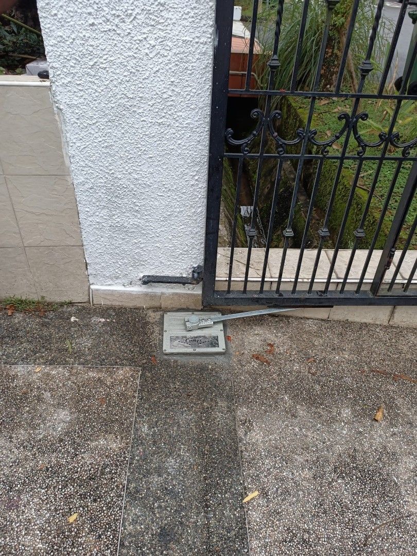 Auto Gate Motor Lock and System, Furniture & Home Living, Security ...