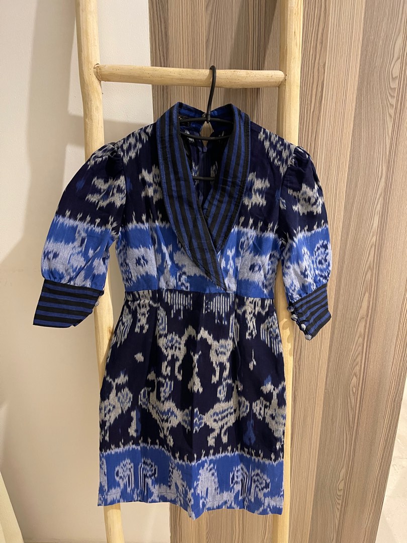 batik mini dress, Fesyen Wanita, Pakaian Wanita, Gaun & Rok di Carousell