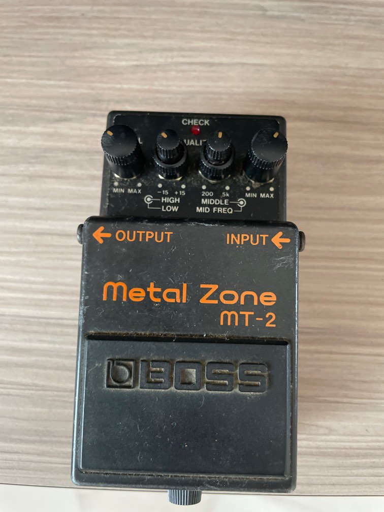 Boss Metal Zone MT-2, Hobbies & Toys, Music & Media, Music Accessories ...