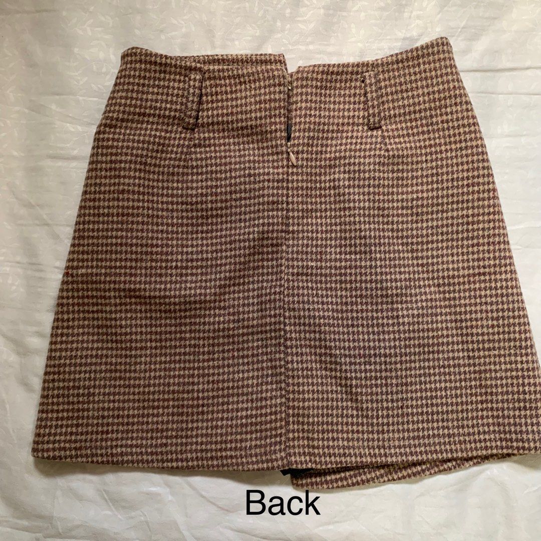 Brushed tweet skirt, Women's Fashion, Bottoms, Skirts on Carousell