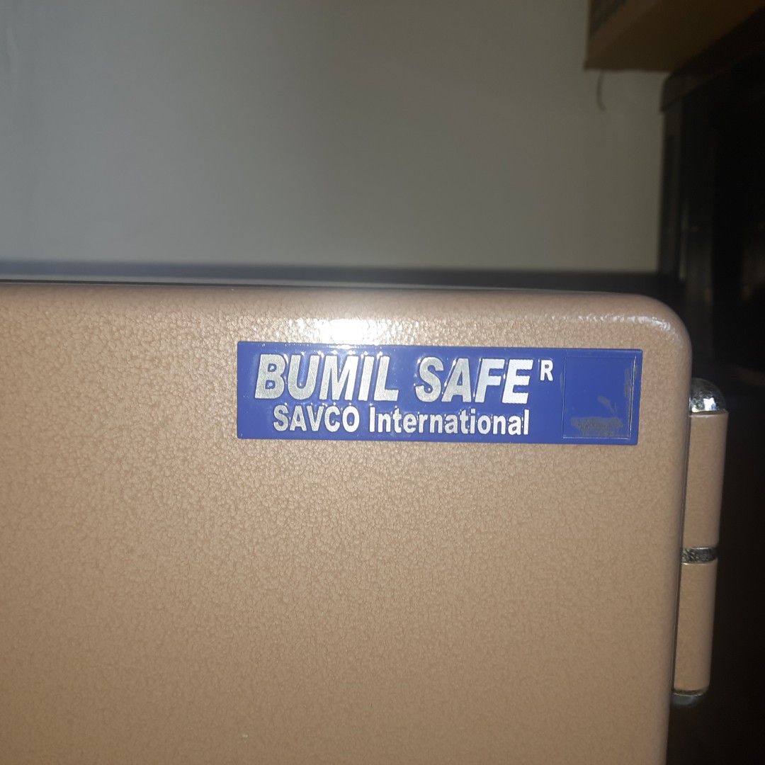 Bumil Safe, Furniture & Home Living, Security & Locks, Safe on Carousell
