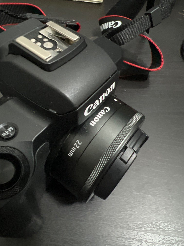 Canon EFM 22mm f2.0 lens, Photography, Lens & Kits on Carousell