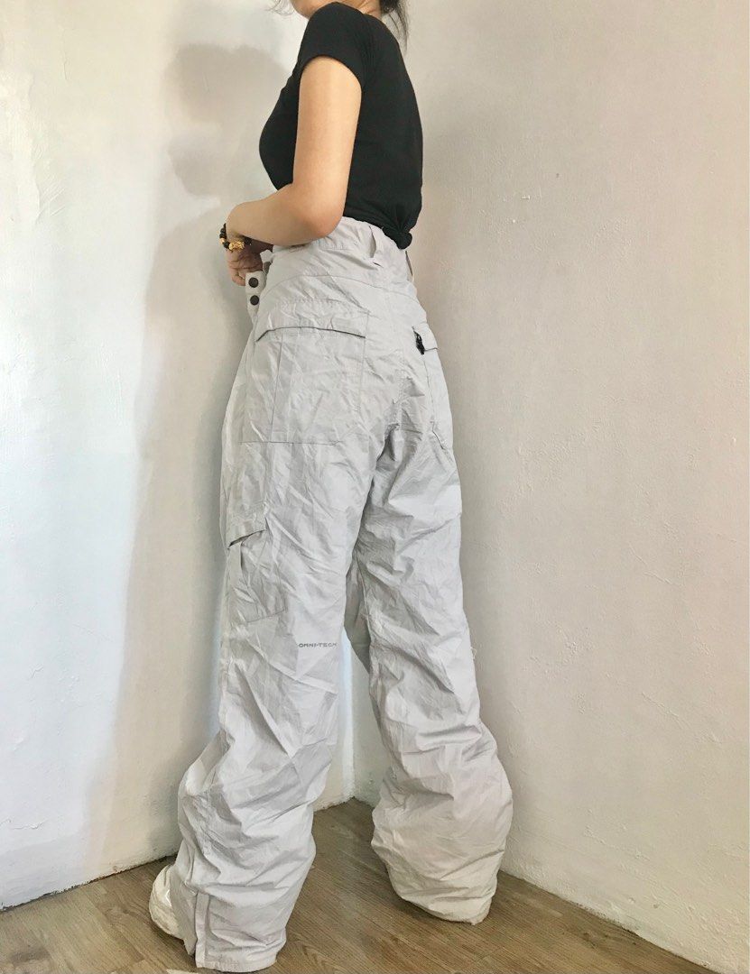 Columbia cargo pants, Women's Fashion, Bottoms, Other Bottoms on Carousell