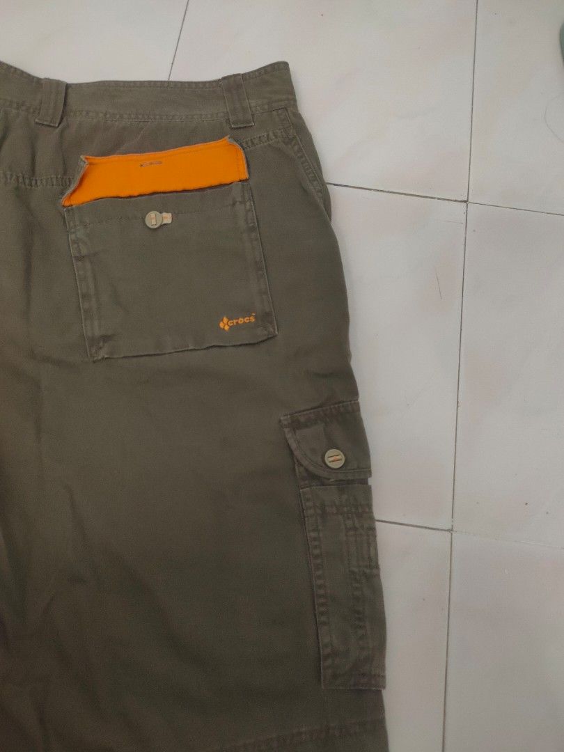 Crocs cargo pants original, Men's Fashion, Bottoms, Shorts on Carousell
