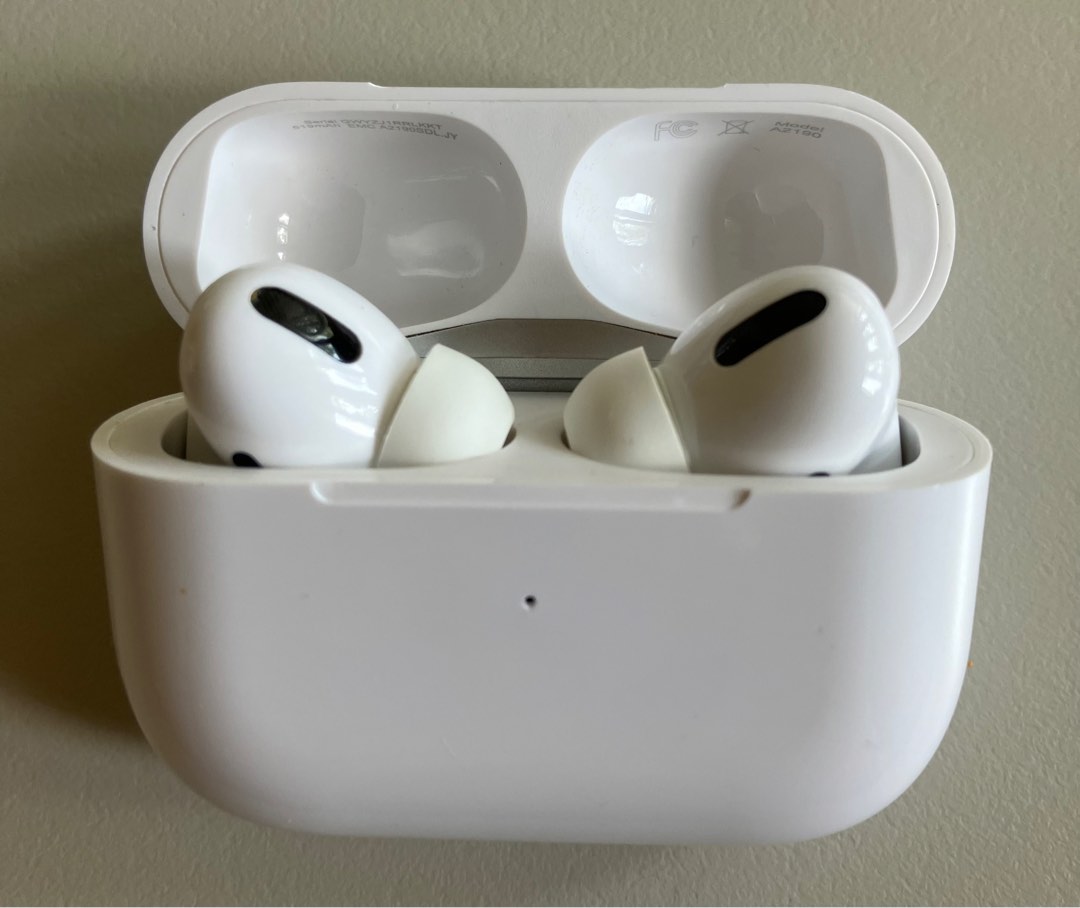 Ear pods, Mobile Phones & Gadgets, Mobile & Gadget Accessories, Other ...