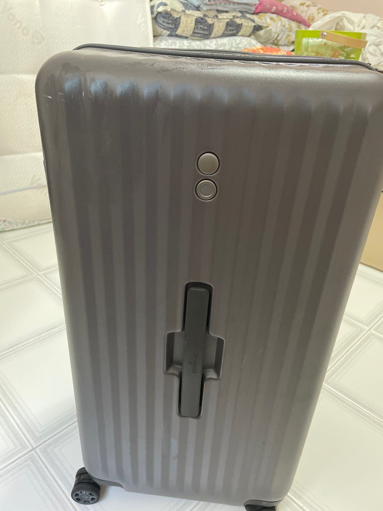 Echolac, Hobbies & Toys, Travel, Luggage on Carousell