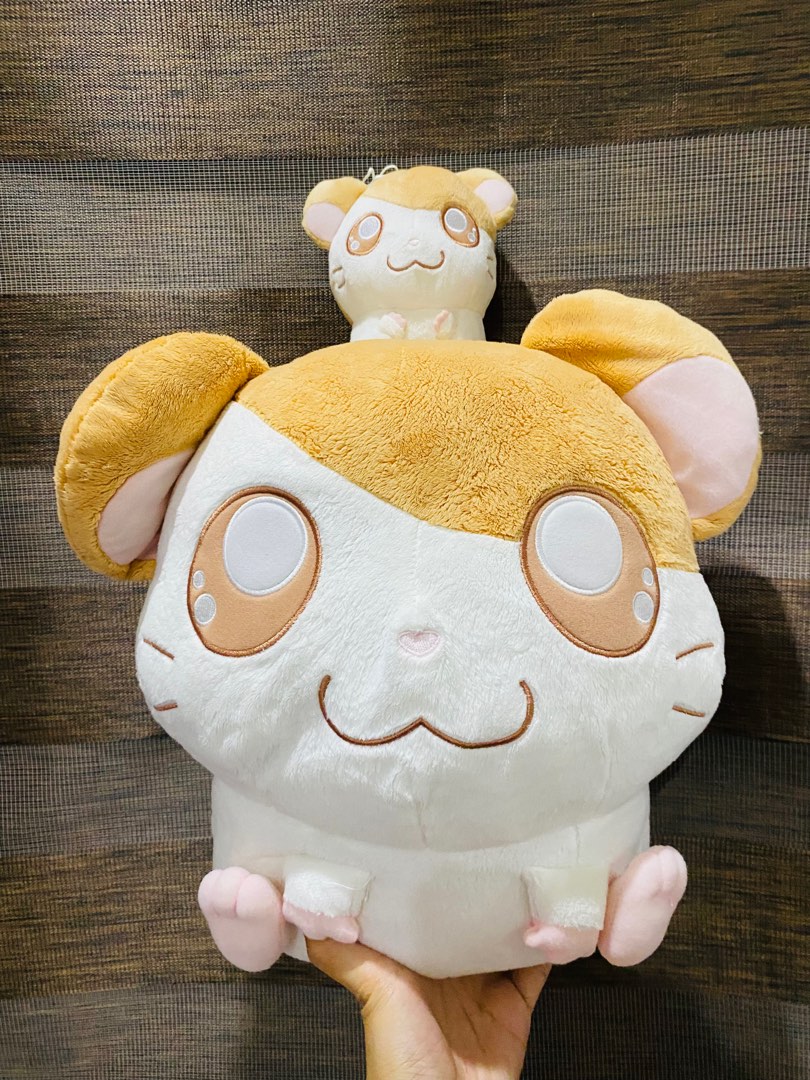 Hamtaro plush w/ free small hamtaro, Hobbies & Toys, Toys & Games on ...