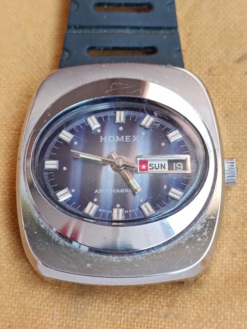 HOMEX day/week s/steel handwind watch, 男裝, 手錶及配件, 手錶 - Carousell