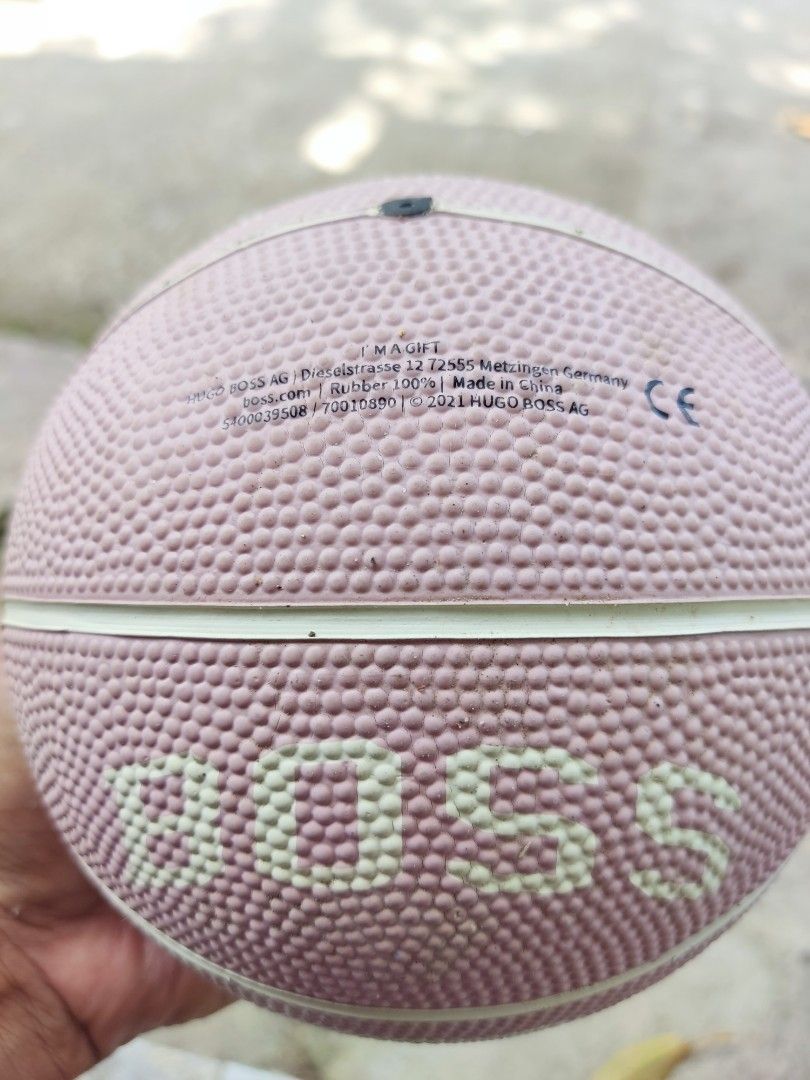 Hugo Boss x Russell Athletic Ball, Olah Raga, Perlengkapan Olahraga ...