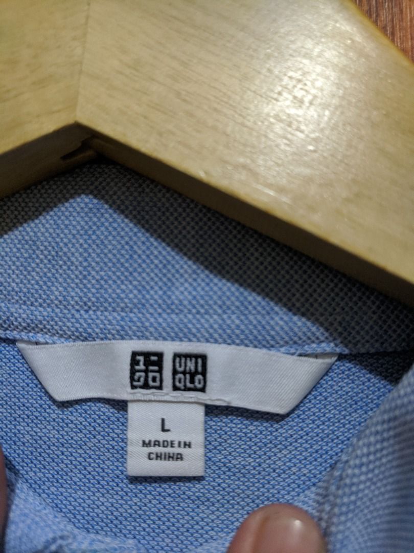 Kaos Polo Uniqlo Biru Corak Polos Kantong, Fesyen Pria, Pakaian ...