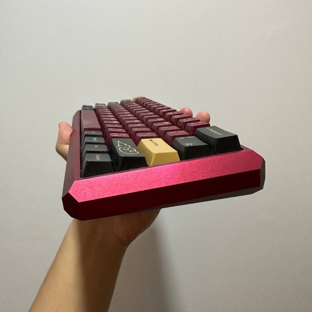 KBDFans 5° Five Degree, GMK Red Samurai, Banana Split Switches, DZ60 ...