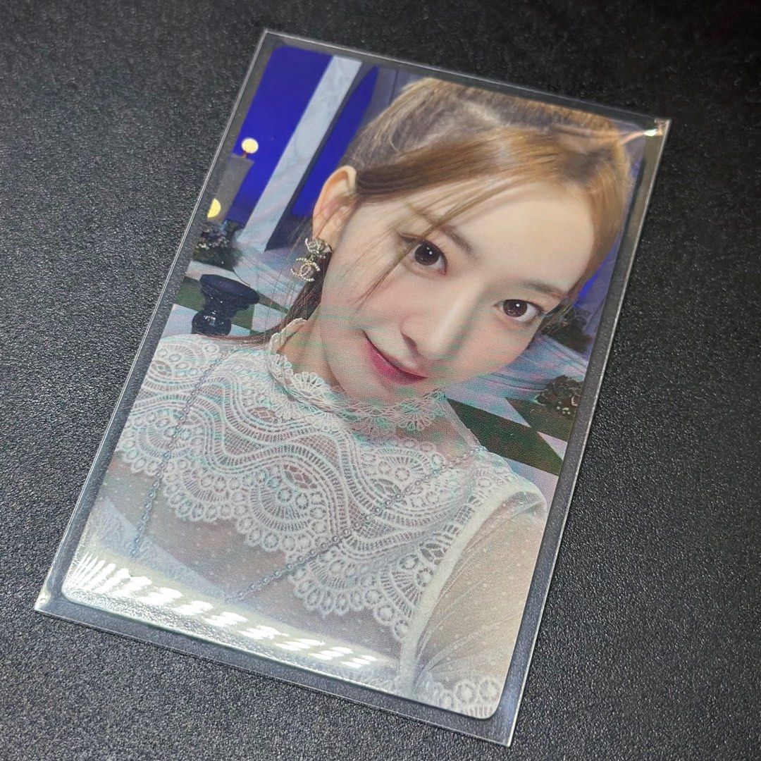 Le sserafim Fearless Japan Standard Ver. Album & Sakura PC, Hobbies ...