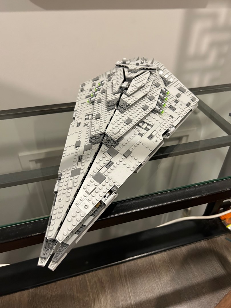 LEGO Star Wars 75190 First Order Star Destroyer, Hobbies & Toys, Toys ...