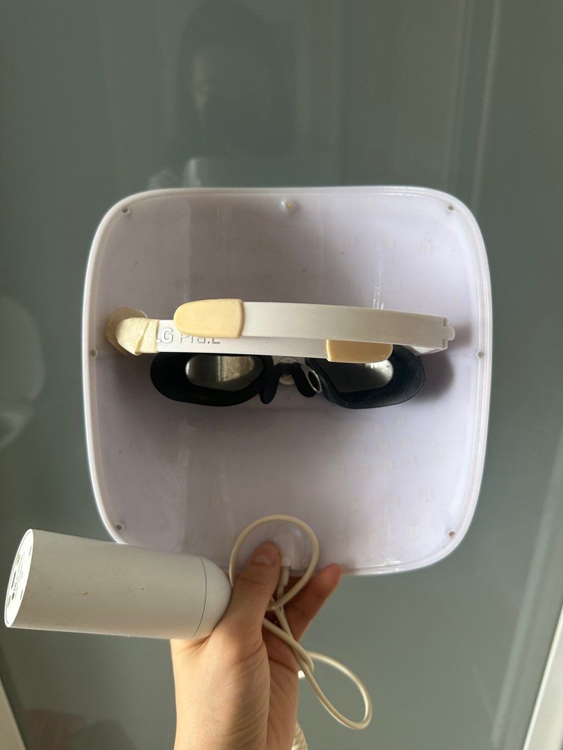 LG Pra.l derma LED mask, Beauty & Personal Care, Face, Face Care on ...