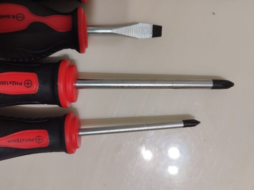 M10 Screw Driver set ( Phillips and Flat Head ), Computers & Tech ...