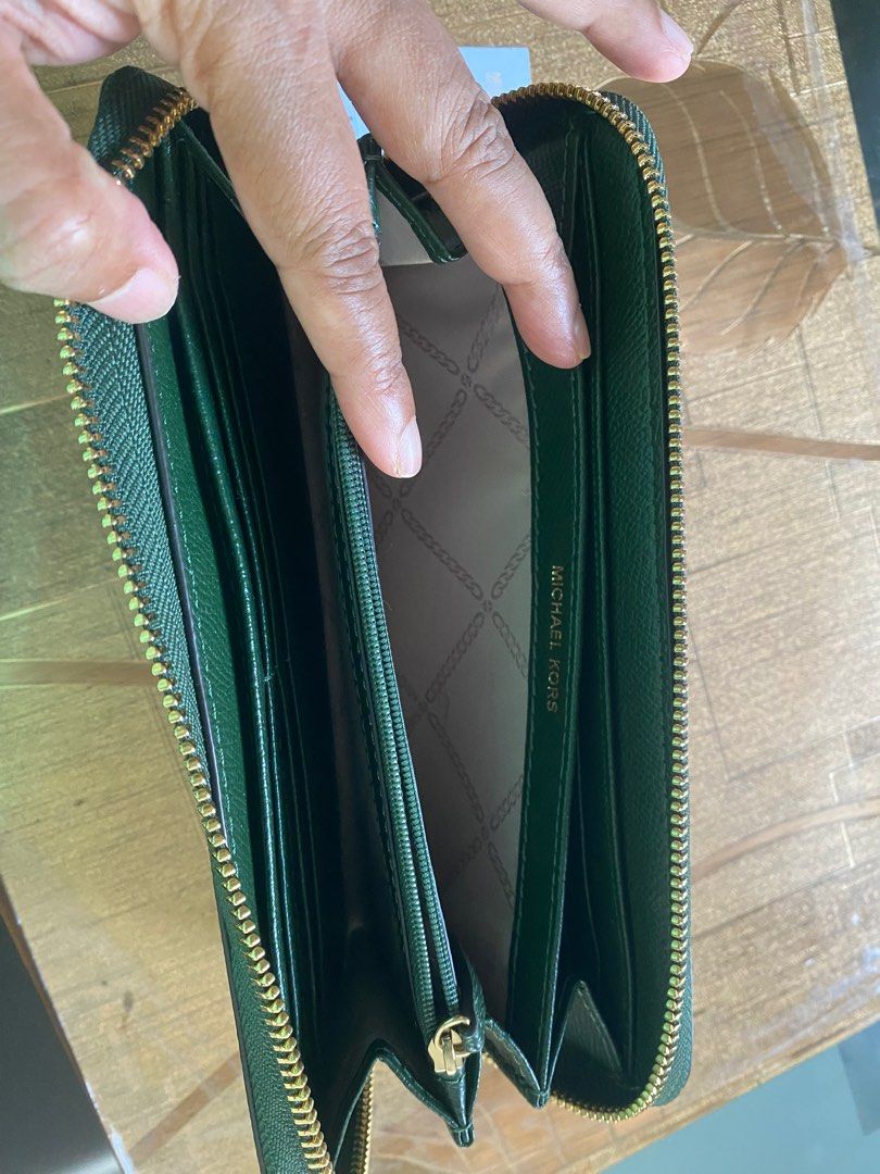 Michael Kors original wallet with authenticity card, Women's Fashion ...