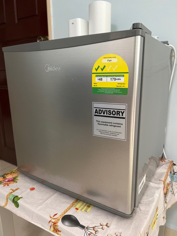 Midea mini refrigerator, TV & Home Appliances, Kitchen Appliances ...