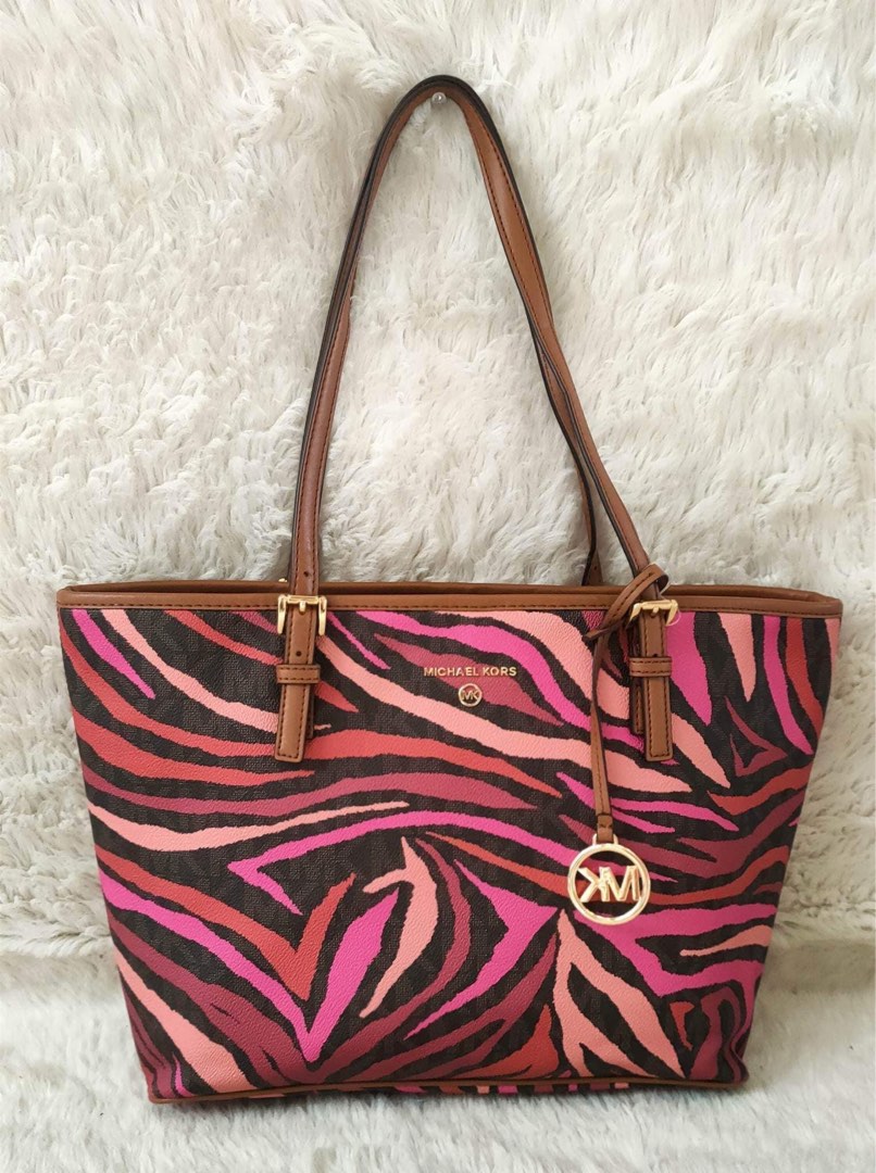 MK Jet set Charm Medium Carry All Tote Brown Multi, Women's Fashion ...