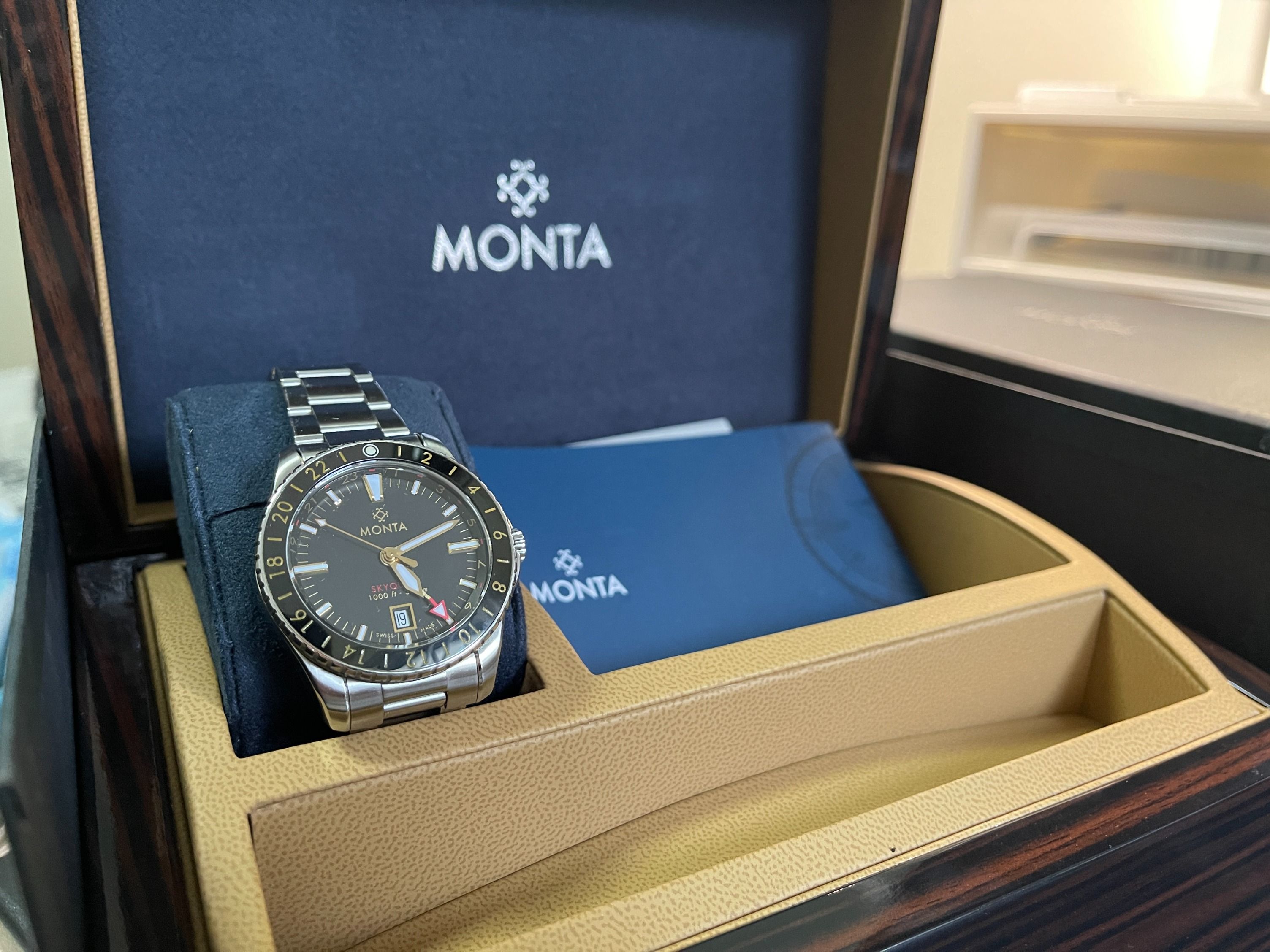 Monta GMT Skyquest Gilt V2, Luxury, Watches on Carousell
