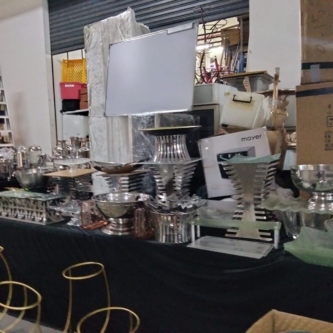 Muslim catering all must go, Furniture & Home Living, Kitchenware ...