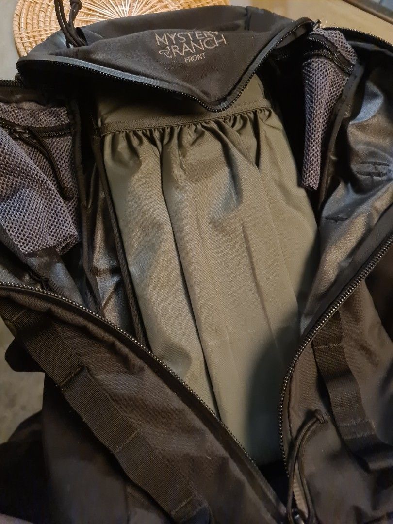 Mystery Ranch Front, Men's Fashion, Bags, Backpacks on Carousell