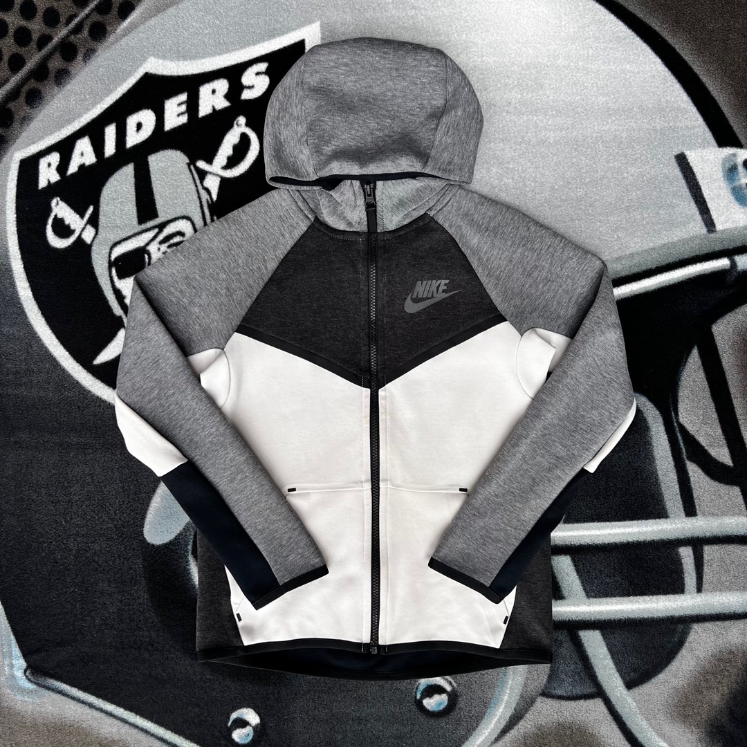NIKE TECHFLEECE TRI-TONE (LIGHT BONE), Babies & Kids, Babies & Kids ...