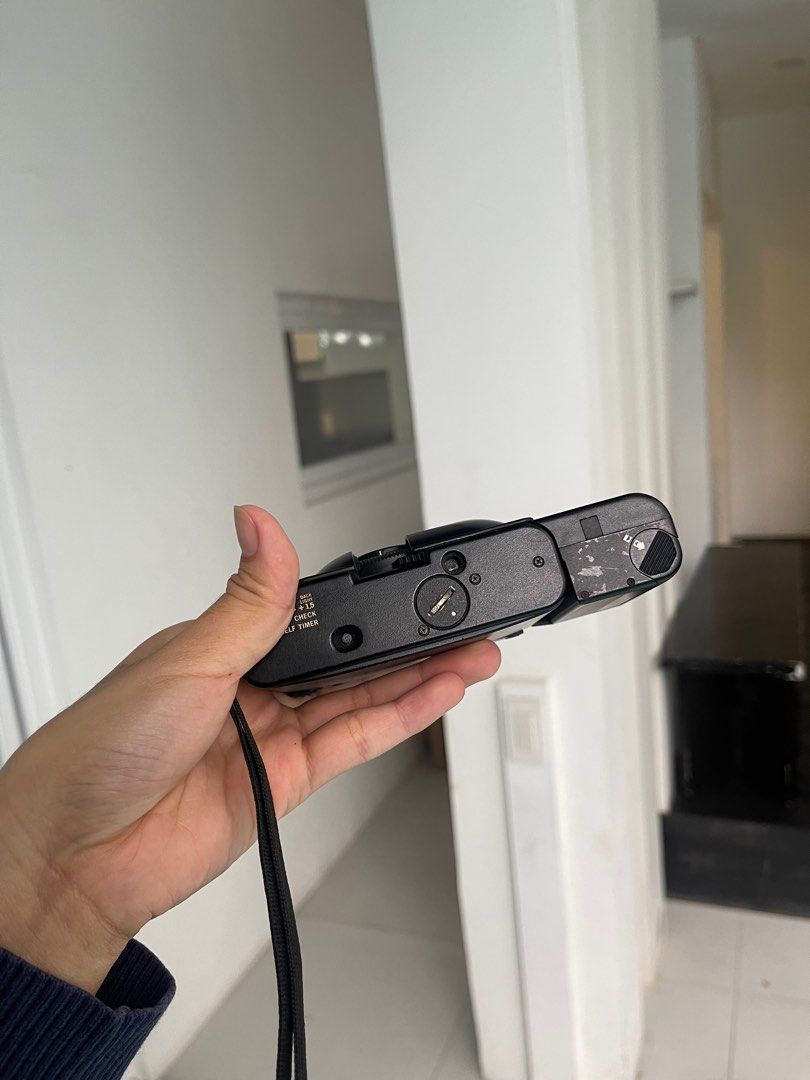 Olympus XA with A11 Flash Film camera complete with original box and ...