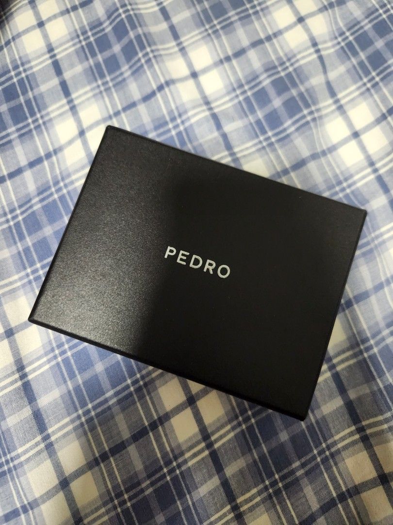 Pedro Card holder, Luxury, Bags & Wallets on Carousell