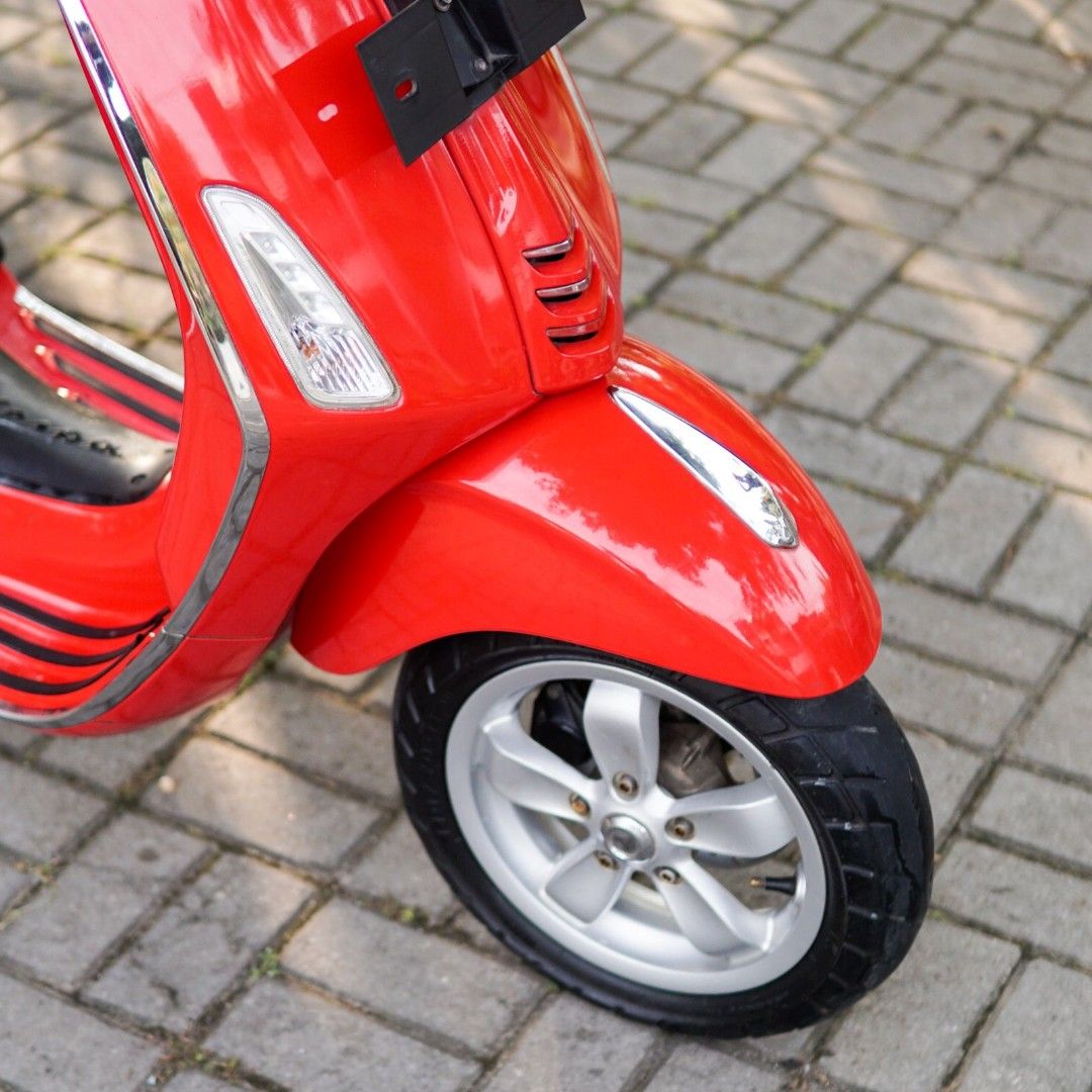 PIAGGIO VESPA PRIMAVERA 3V 150 2015 PERFECT CONDITION, Motor di Carousell