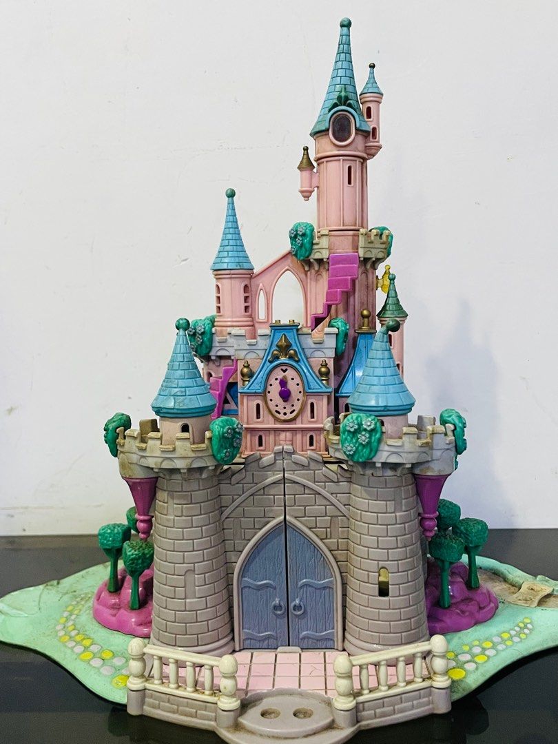 Polly pocket castle with complete cinderella dolls, Hobbies & Toys ...