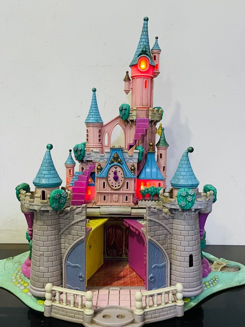 Polly pocket castle with complete cinderella dolls, Hobbies & Toys ...