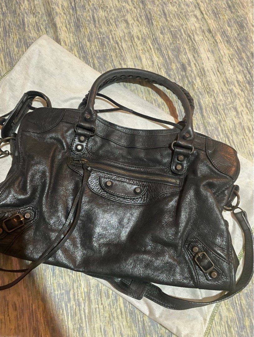 Pre loved, Luxury, Bags & Wallets on Carousell