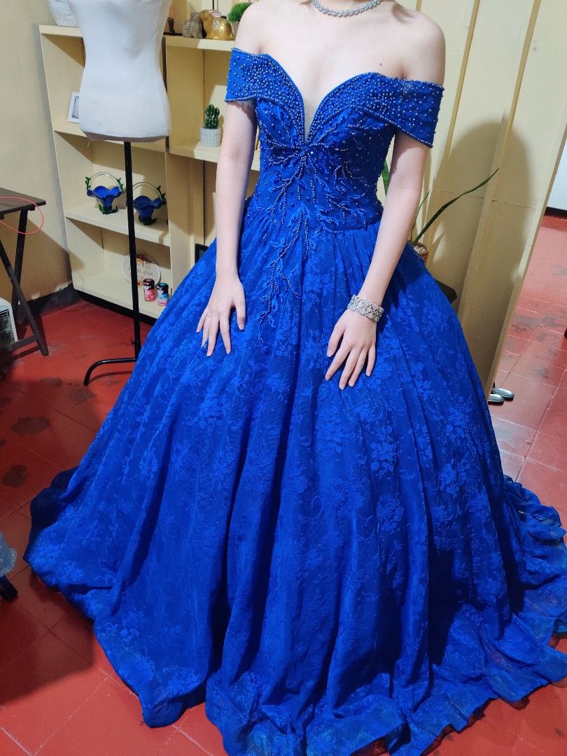 Prom gown, Women's Fashion, Dresses & Sets, Evening dresses & gowns on ...