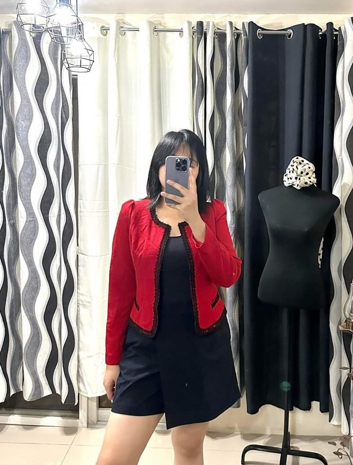 Red Bolero, Women's Fashion, Coats, Jackets and Outerwear on Carousell