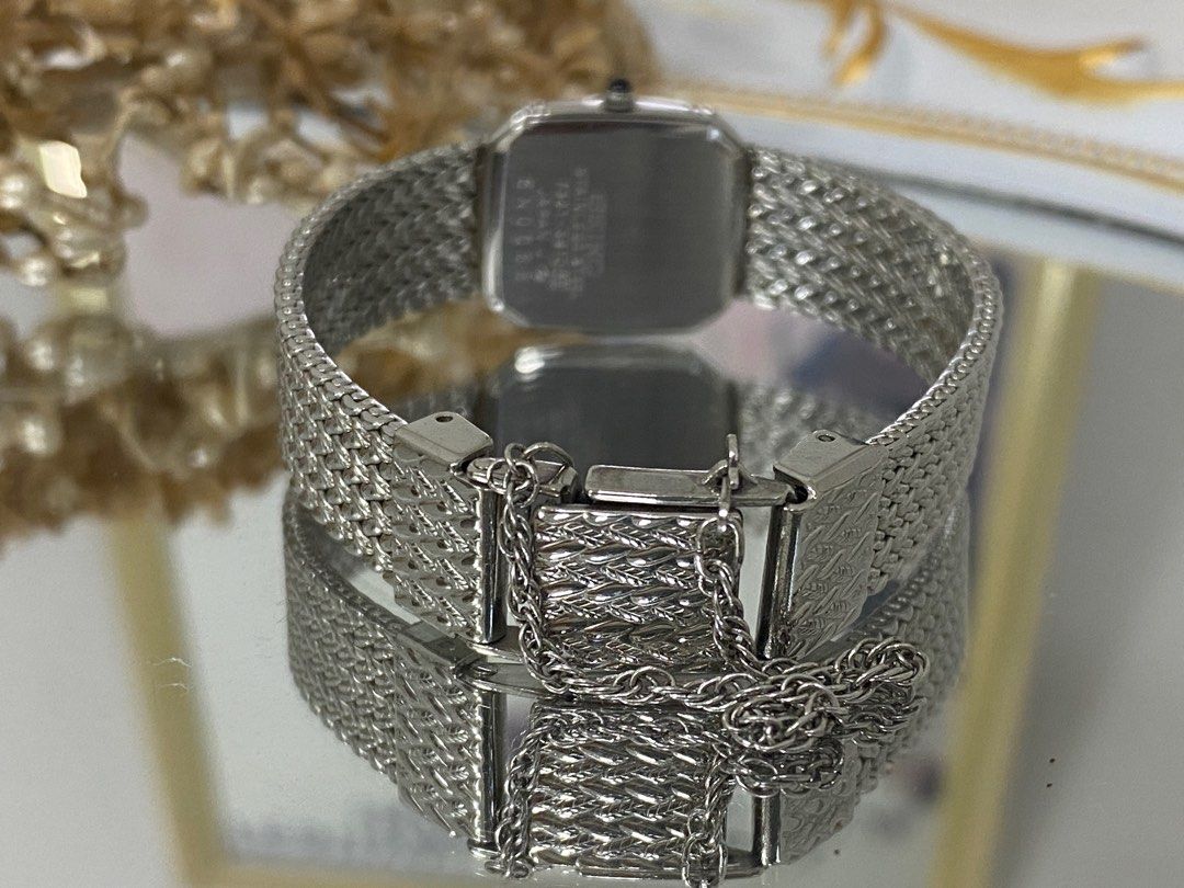 Seiko Wrist Watch Ladies Silver Vintage, Luxury, Watches on Carousell