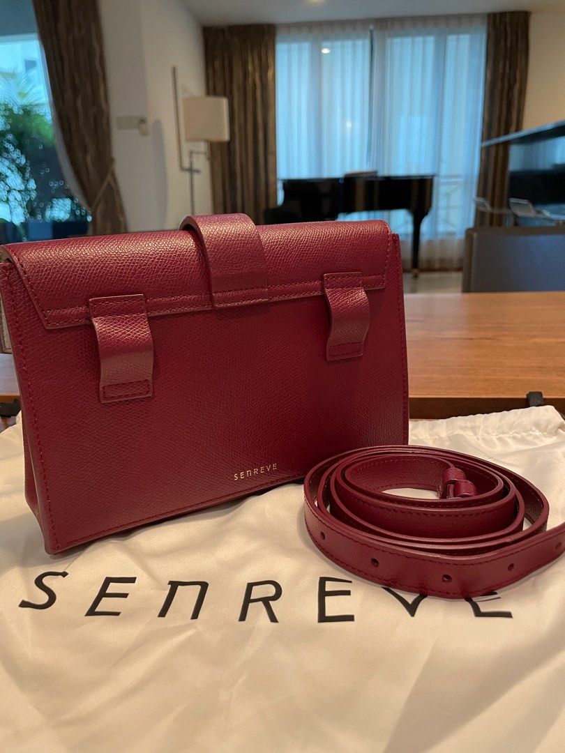 SENREVE Aria bag with gold chain, Women's Fashion, Bags & Wallets ...