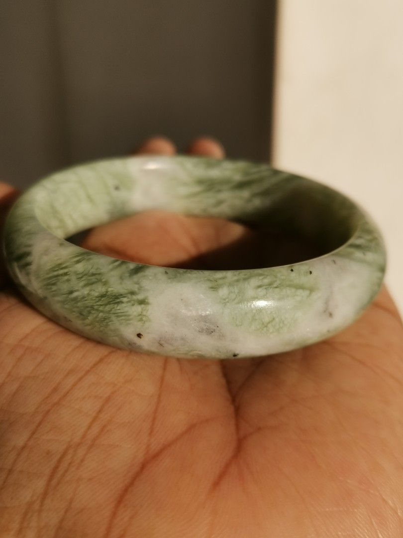 Serpentine jade, Women's Fashion, Jewelry & Organisers, Bracelets on ...