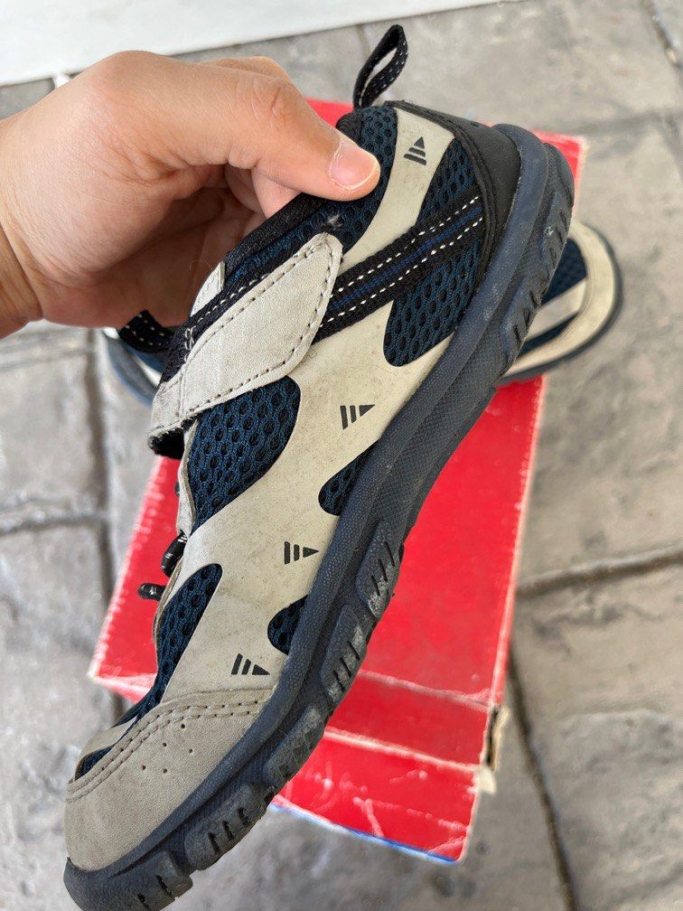 Shoes Coleman Kid, Babies & Kids, Babies & Kids Fashion on Carousell