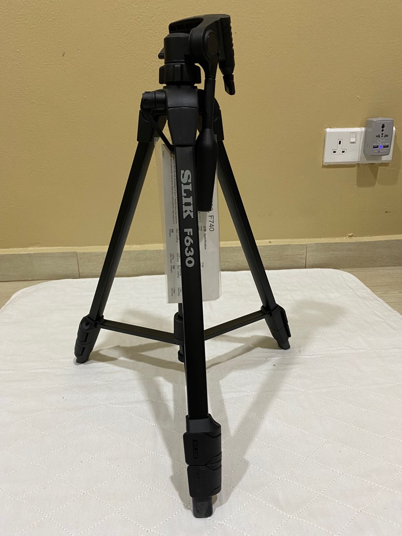 SLIK F630 TRIPOD WITH 3 WAY PANHEAD, Photography, Photography ...