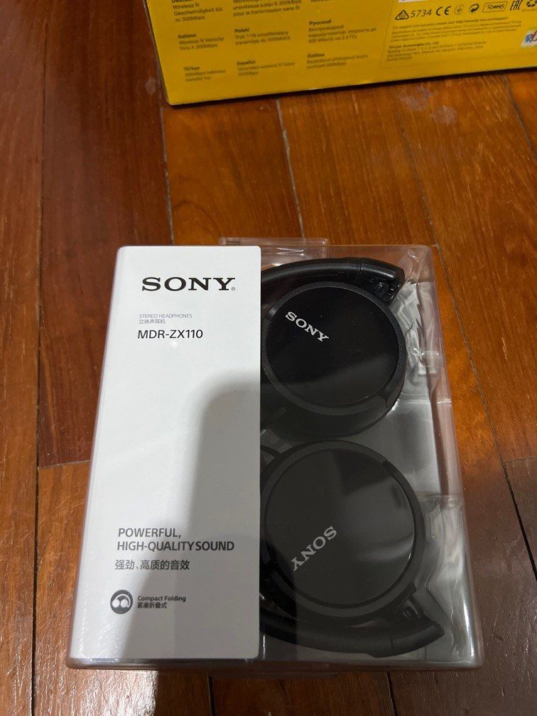 Sony headset, Audio, Headphones & Headsets on Carousell