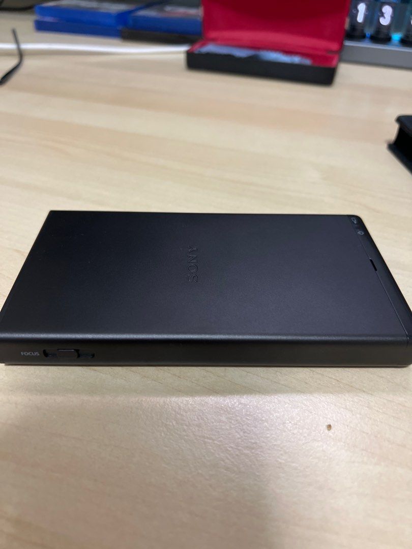 Sony portable projector, TV & Home Appliances, TV & Entertainment ...