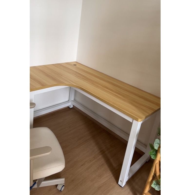 Study table Metal framework Office desk Simple style, Furniture & Home ...